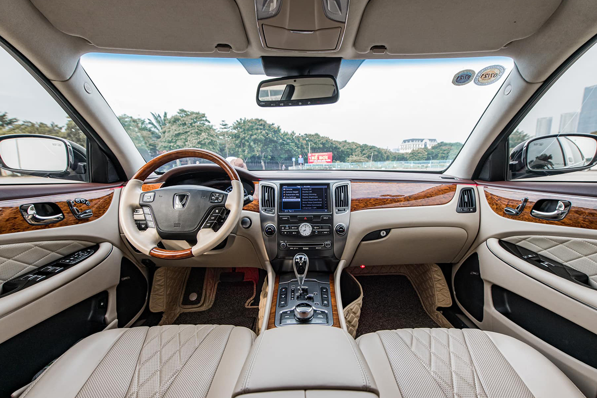 Hyundai Equus Limousine "sang, xịn, mịn" dành cho nguyên thủ, chỉ còn ...