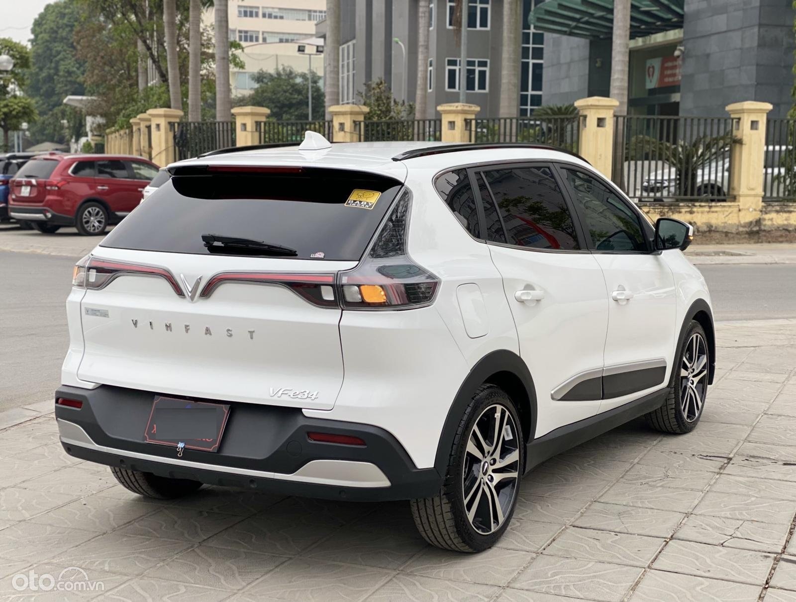 VinFast VF e34 2022 được chào giá hấp dẫn trên thị trường xe cũ