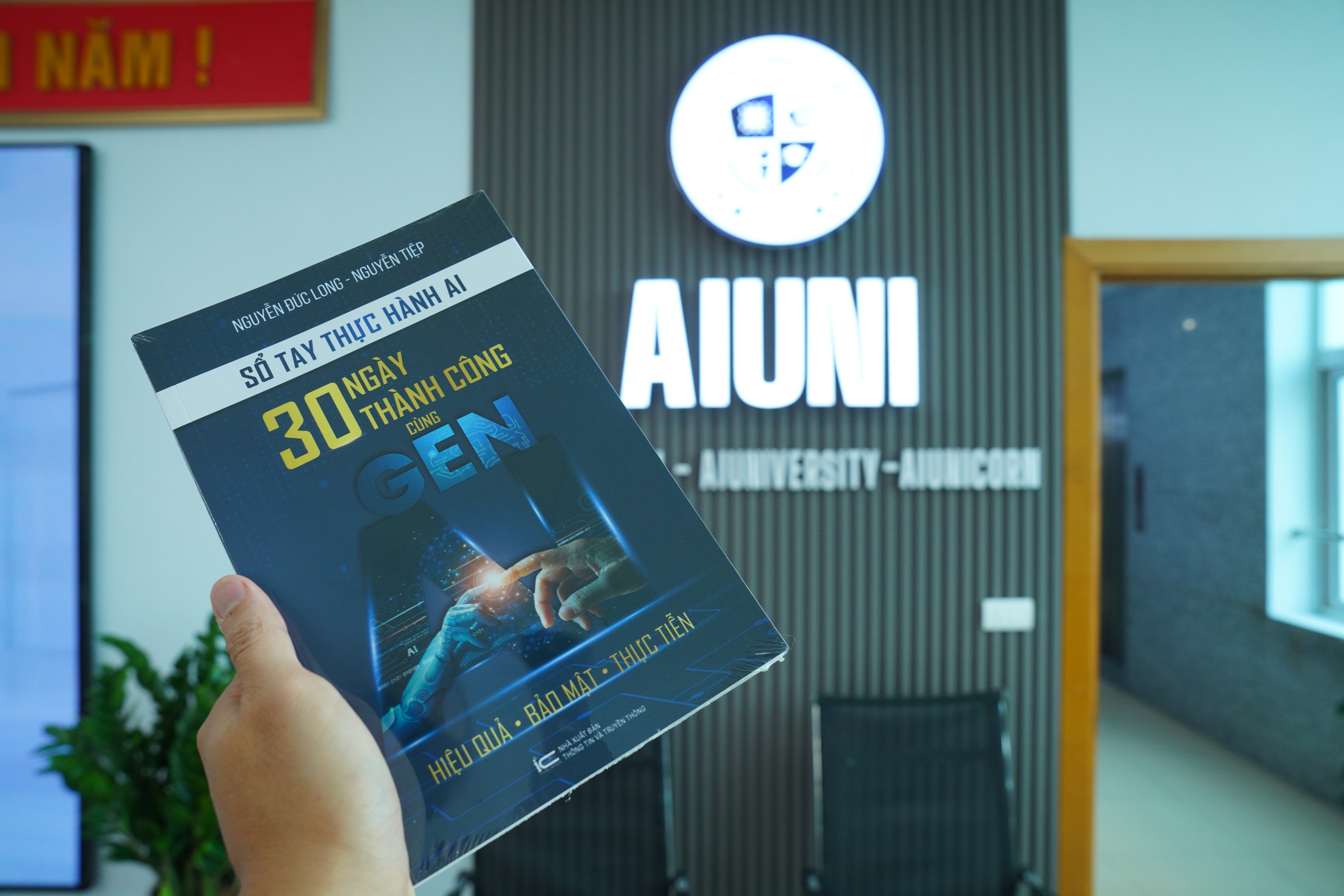 AIUni giới thiệu nền tảng AI học tập đầu tiên tại Việt Nam