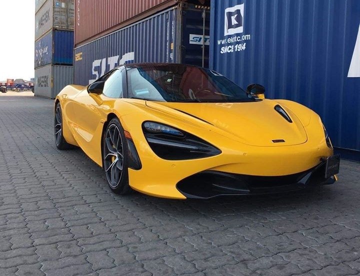Siêu xe McLaren 720S Spider màu vàng độc nhất Việt Nam chính thức được ...