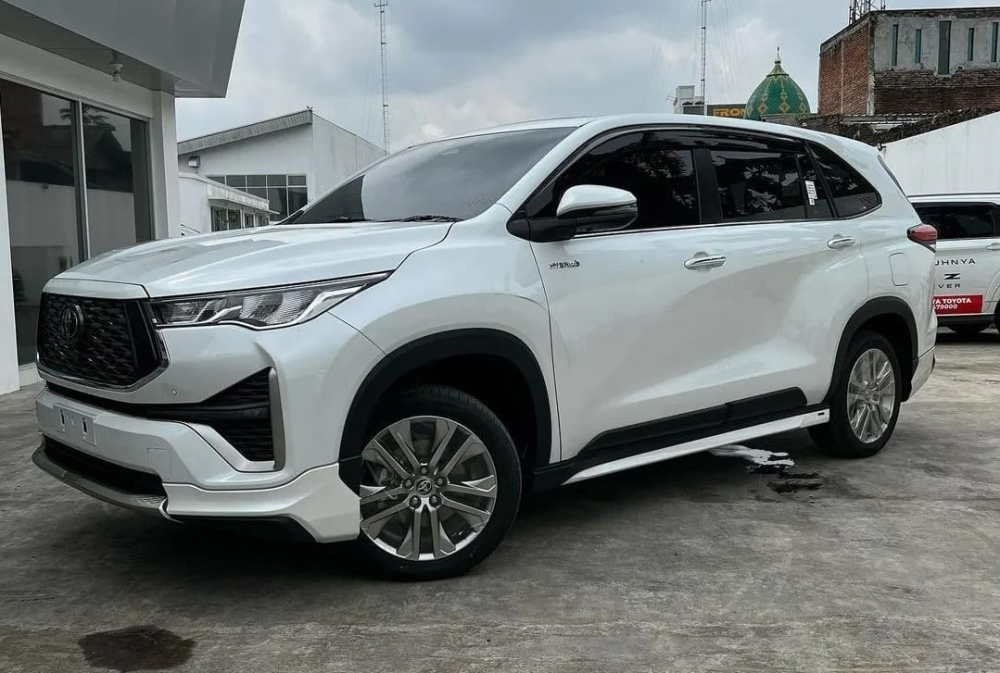 Cận cảnh Toyota Innova Modellista 2023, ra đời để thay thế Innova ...