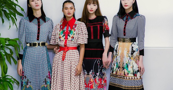 Quán quân The Face Việt Nam 2018 trình diễn ấn tượng trên sàn diễn ...